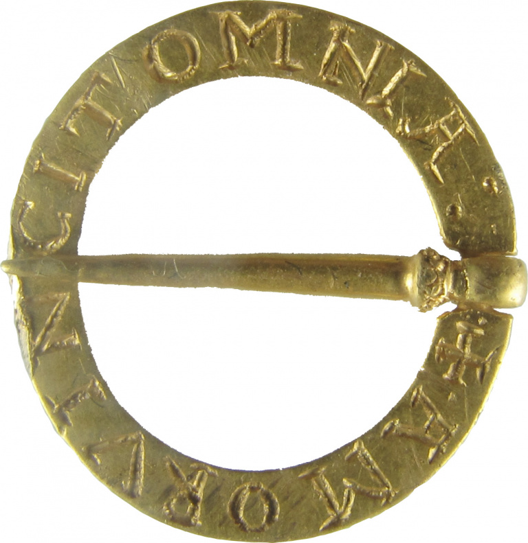 Amor Vincit Omnia brooch - Detecting Finds
